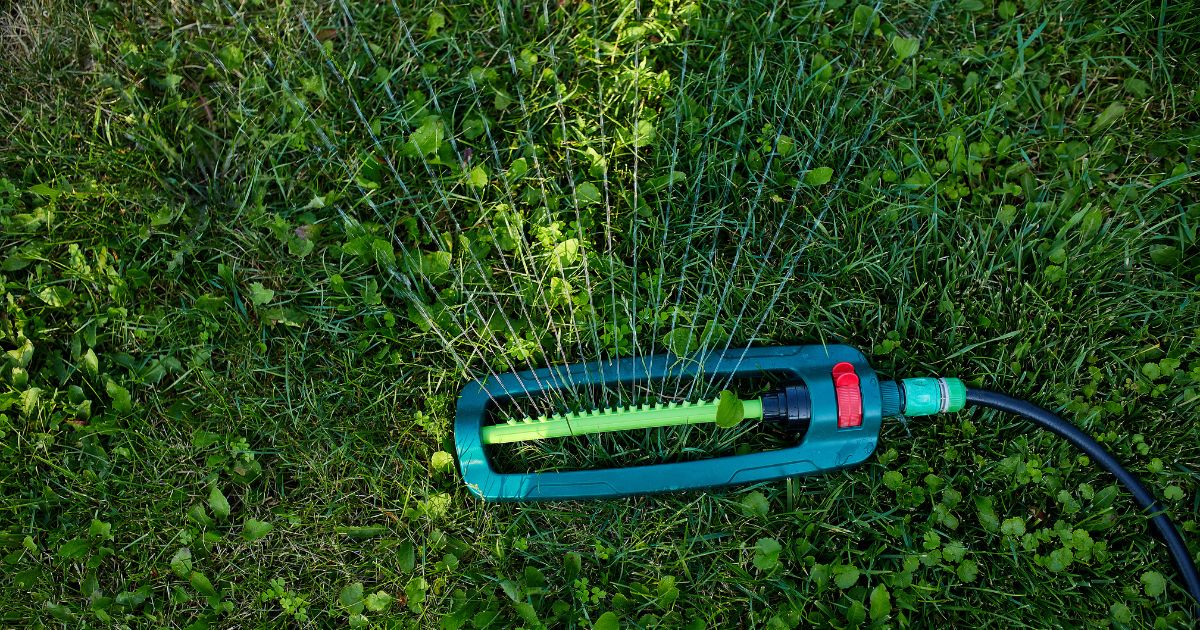 How To Adjust Oscillating Sprinkler: The Mastery Of Watering