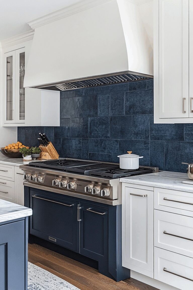29 Kitchen Backsplash With White Cabinets That Make Neutrals Pop